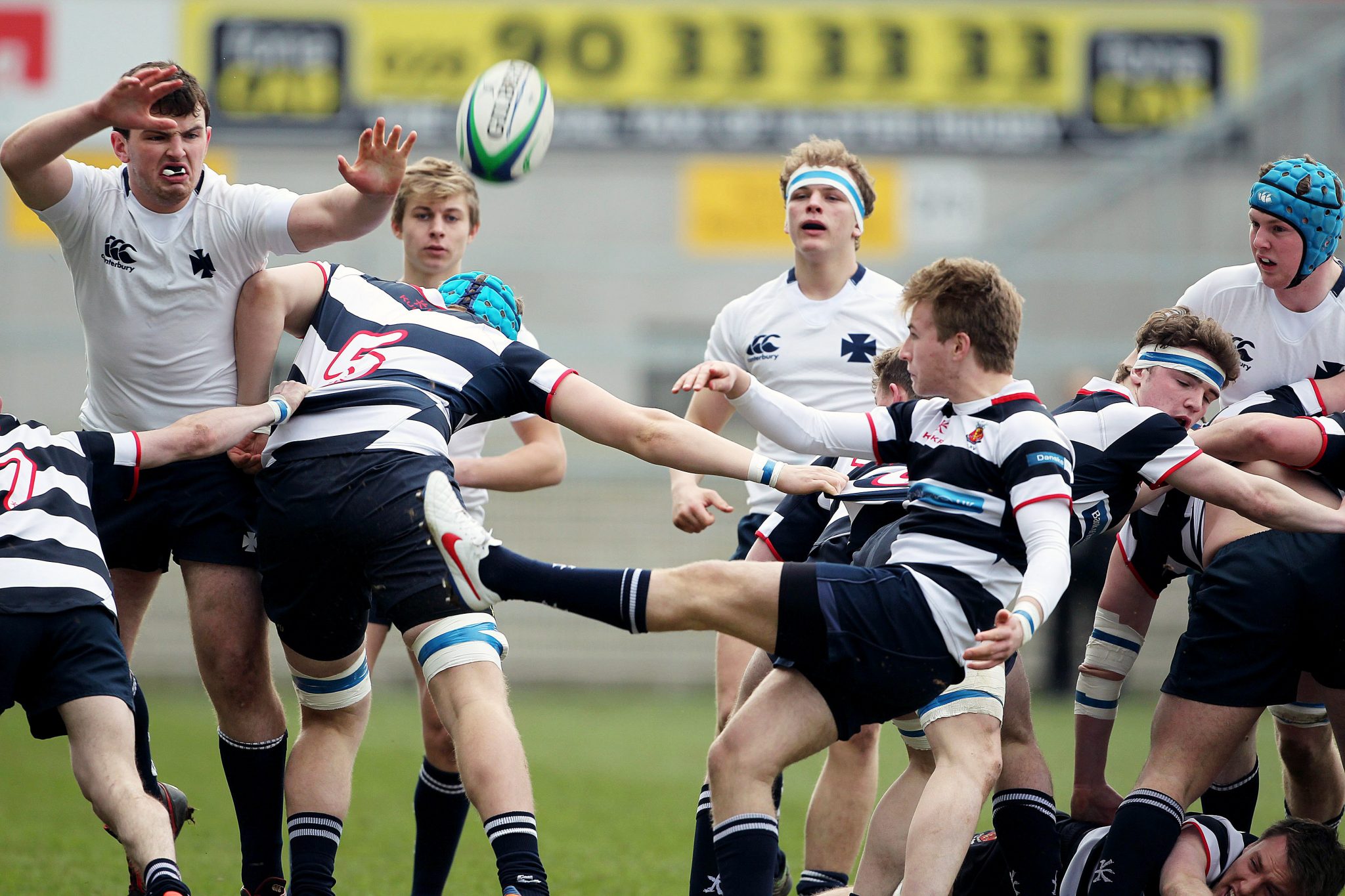 UP & COMING:JONNY STEWART - Rugby Players Ireland