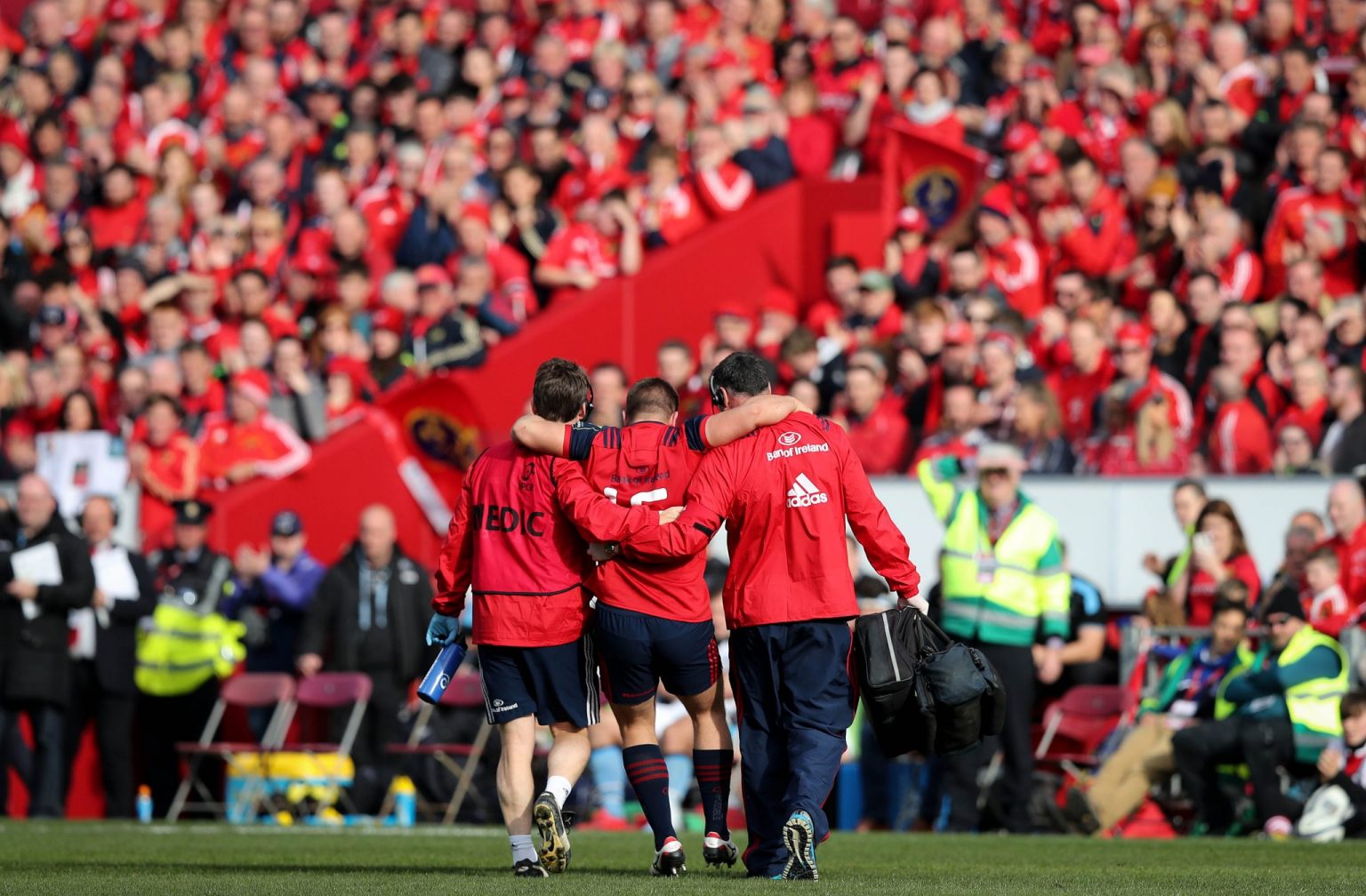 DUNCAN CASEY EXCELLING IN THE COMMUNITY - Rugby Players Ireland